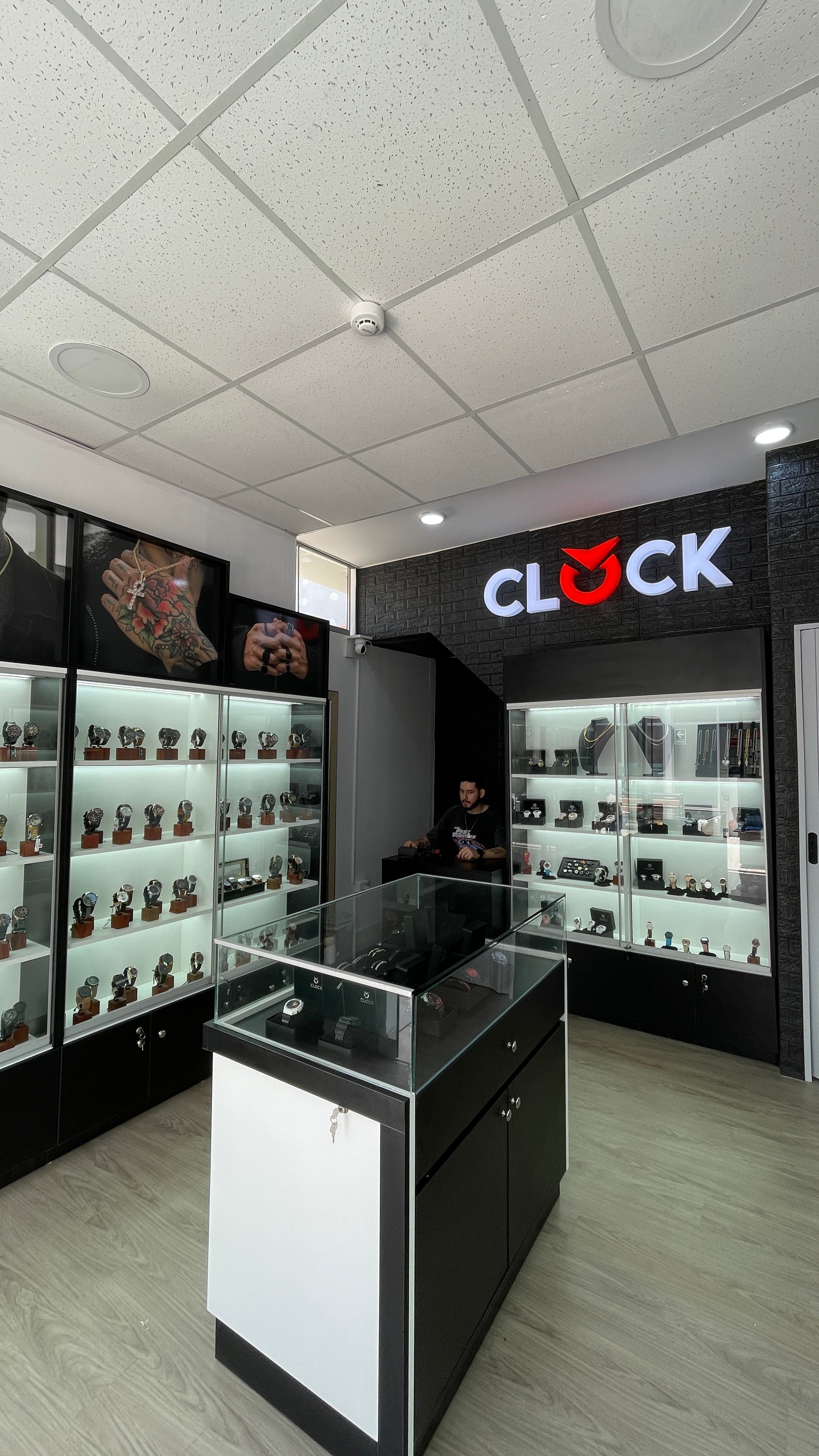 TRUJILLO – CLOCK PERU